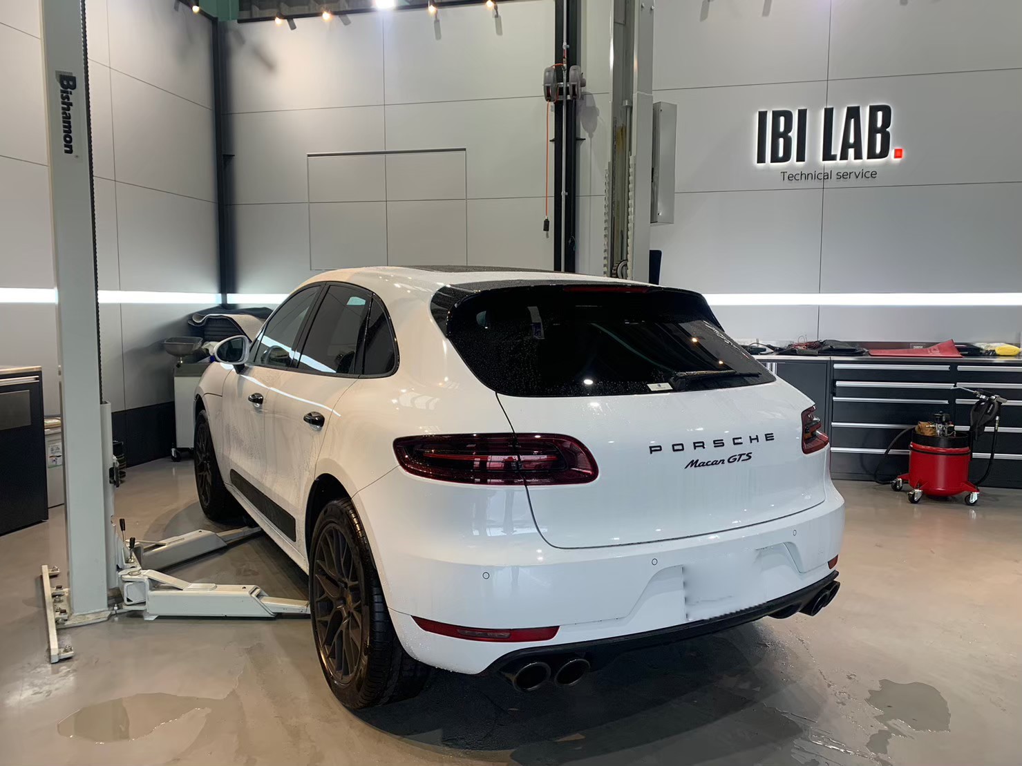 マカンGTS PDKオイル交換 | IBI LAB.（イビラボ）